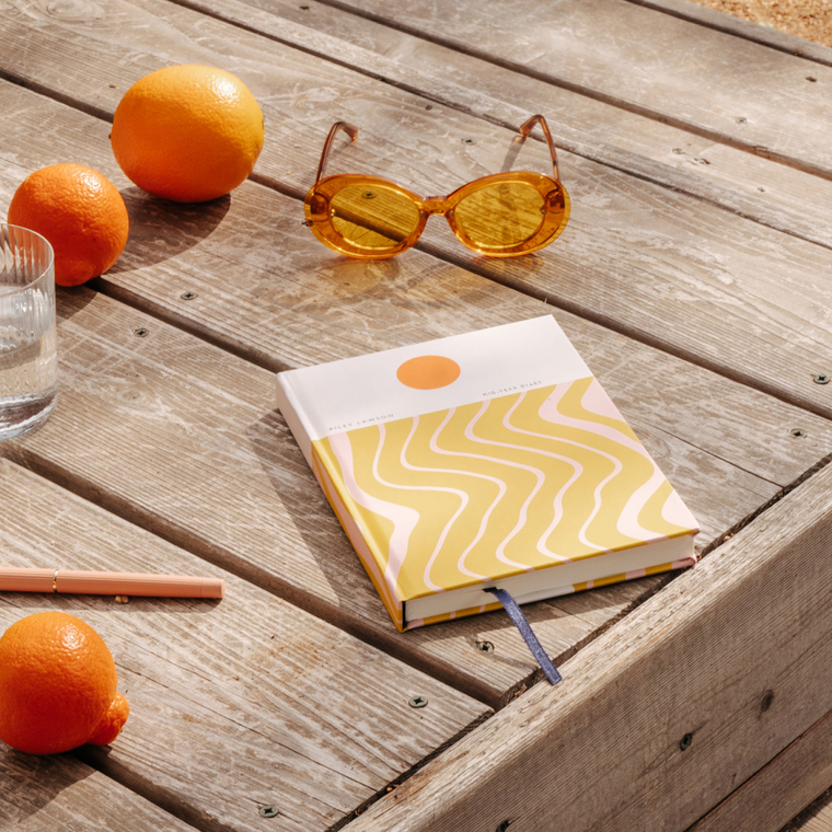 Mid-year resolution ideas for summer | Papier US